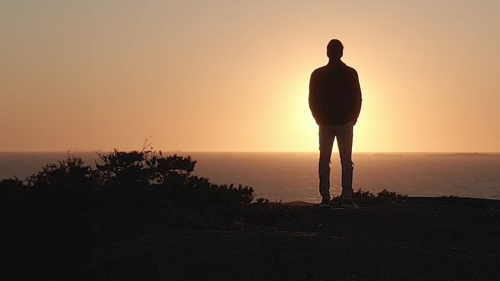 Watch Open Heart | Netflix