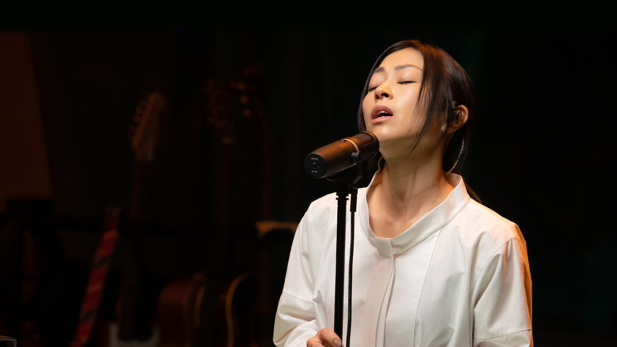 Watch Hikaru Utada Live Sessions from AIR Studios | Netflix
