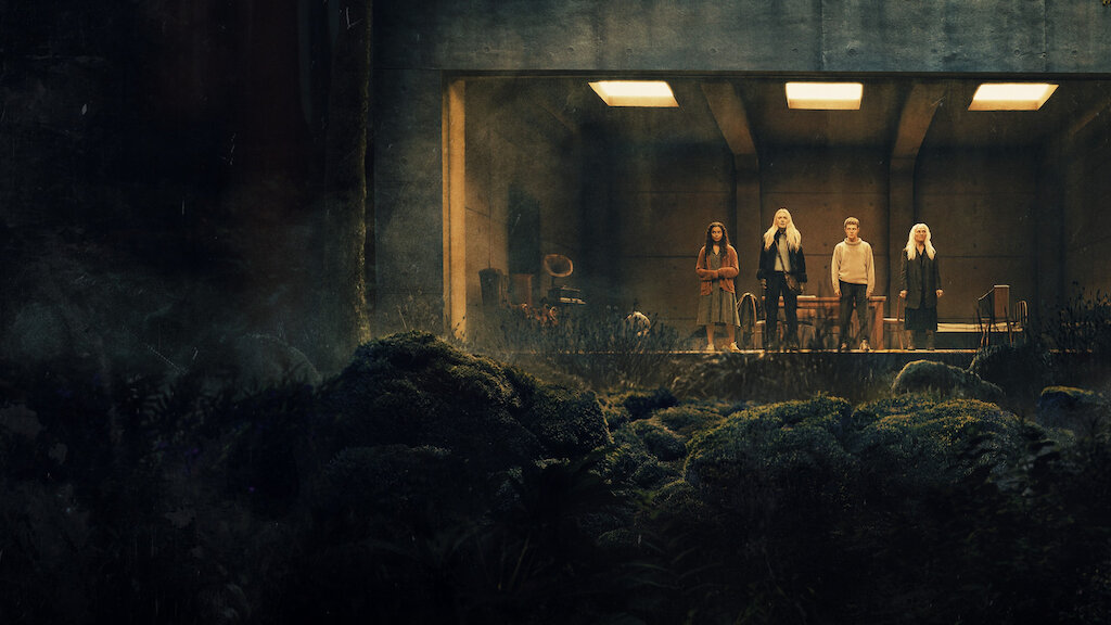 Watch The Watchers | Netflix