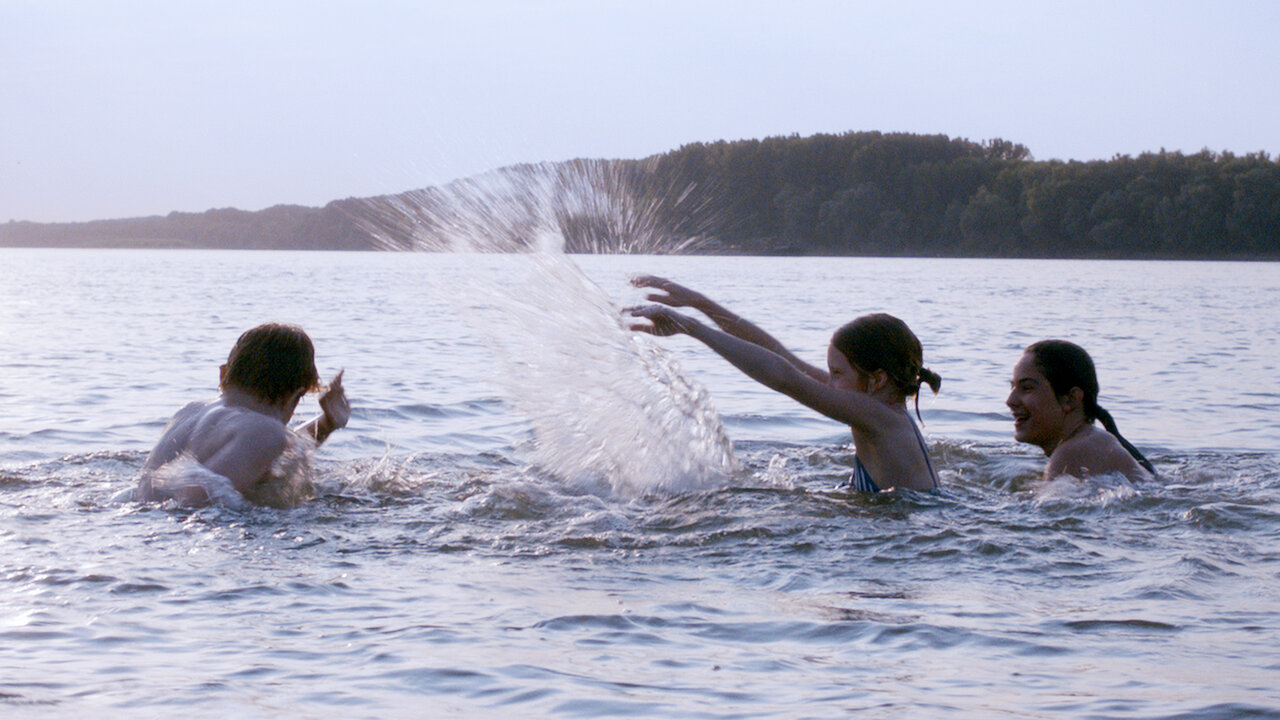 Ver Summer's Over | Netflix