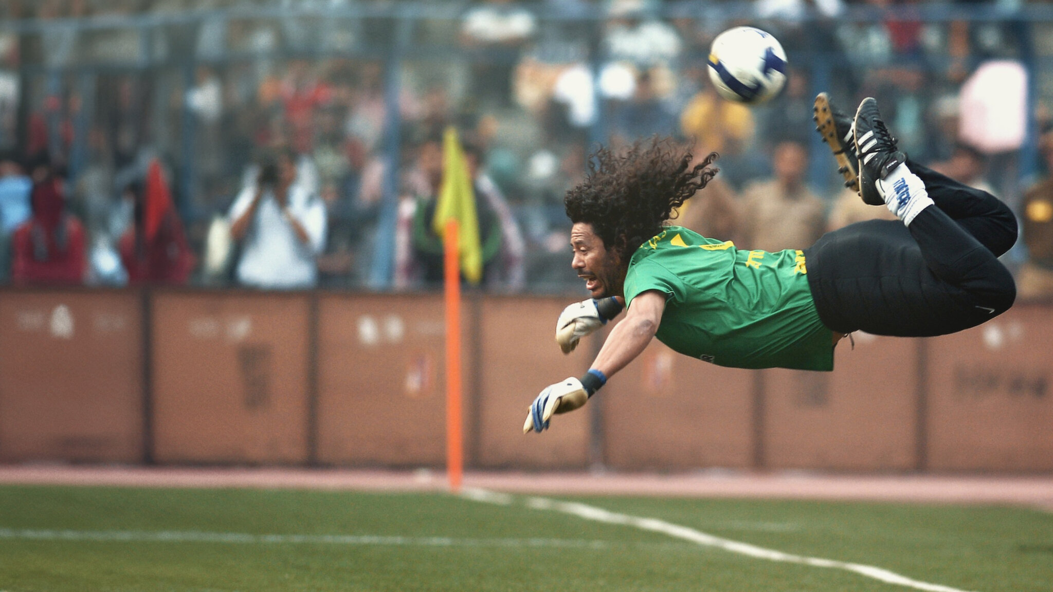 Watch Higuita: The Way of the Scorpion | Netflix Official Site