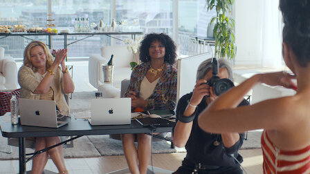 Watch Glamorous | Netflix Official Site