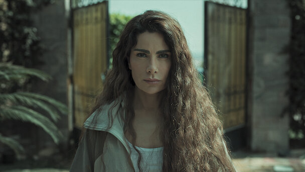 Watch Echoes of the Past | Netflix Official Site