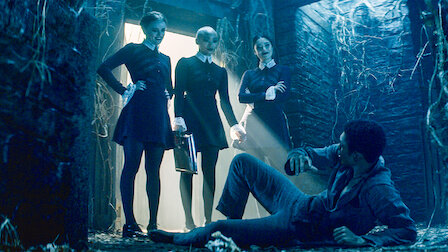 Watch Sabrina: Între lumină și întuneric | Netflix Official Site