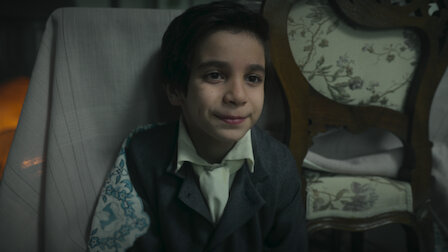 Watch Creature | Netflix Official Site