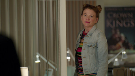 Watch Younger | Netflix