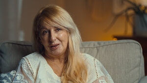 Watch Critical: Between Life and Death | Netflix Official Site