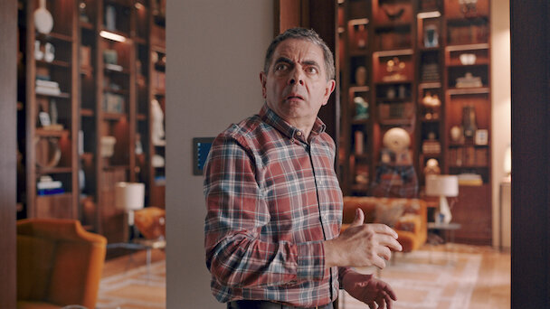 Watch Man Vs Bee | Netflix Official Site