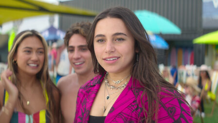 Watch Surviving Summer | Netflix Official Site