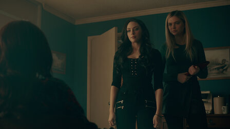 Watch Legacies | Netflix