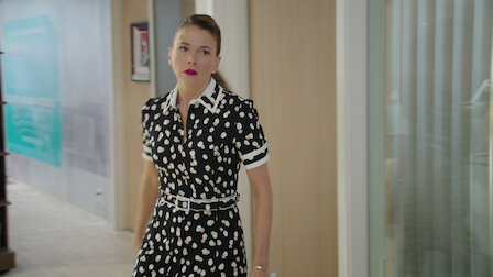 Watch Younger | Netflix