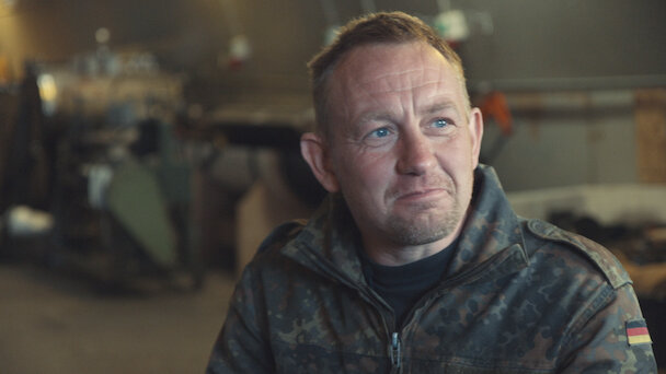 Watch Into the Deep: The Submarine Murder Case | Netflix Official Site