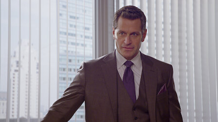 Watch Younger | Netflix