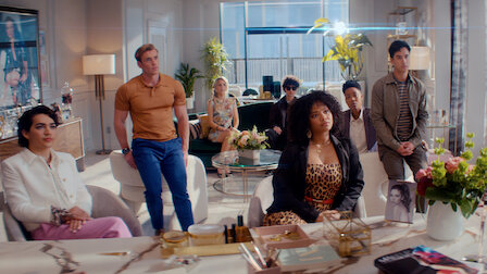 Watch Glamorous | Netflix Official Site