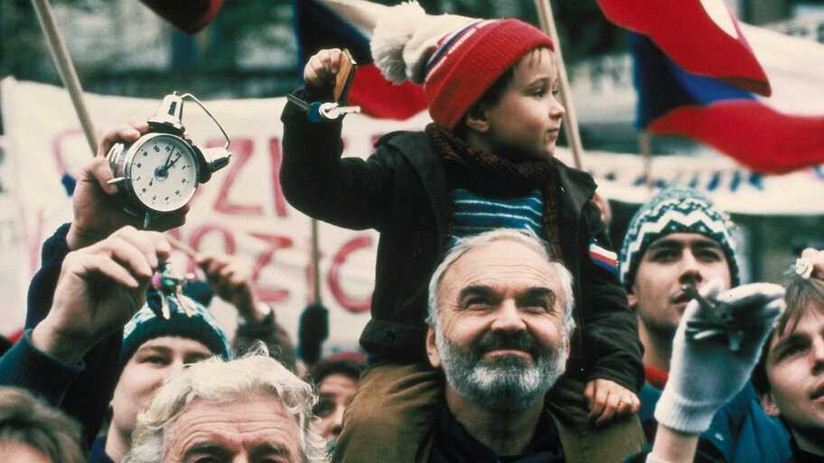 Watch Kolya | Netflix