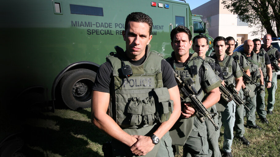 Watch Miami SWAT | Netflix