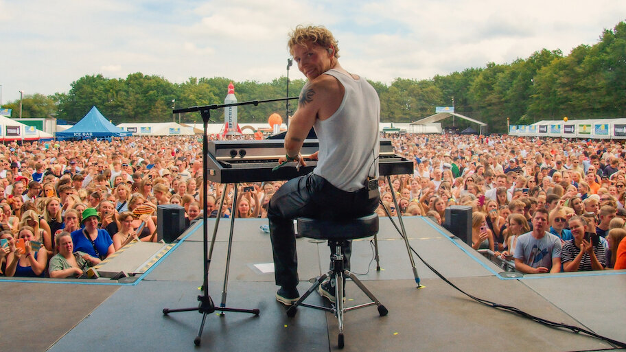 Watch Christopher – A Beautiful Real Life | Netflix Official Site