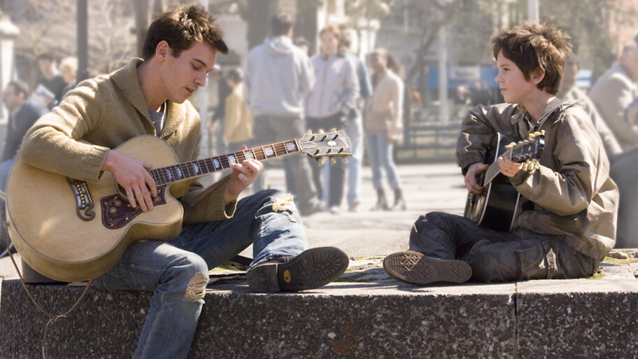 Watch August Rush | Netflix