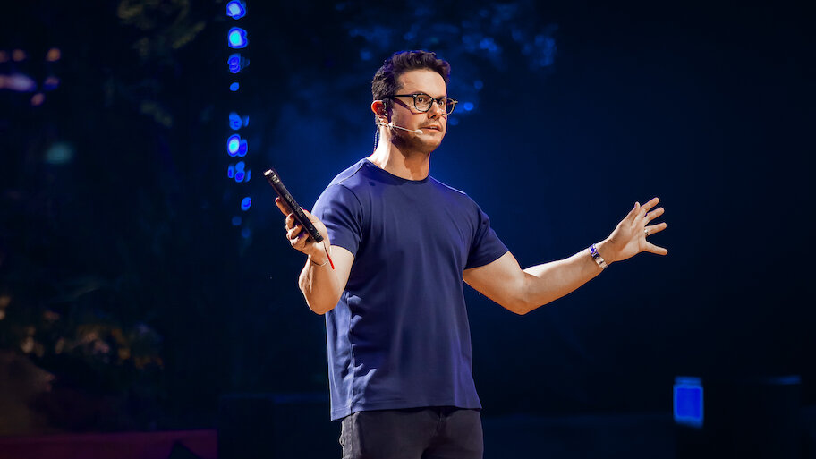 Watch Deive Leonardo Before After Netflix