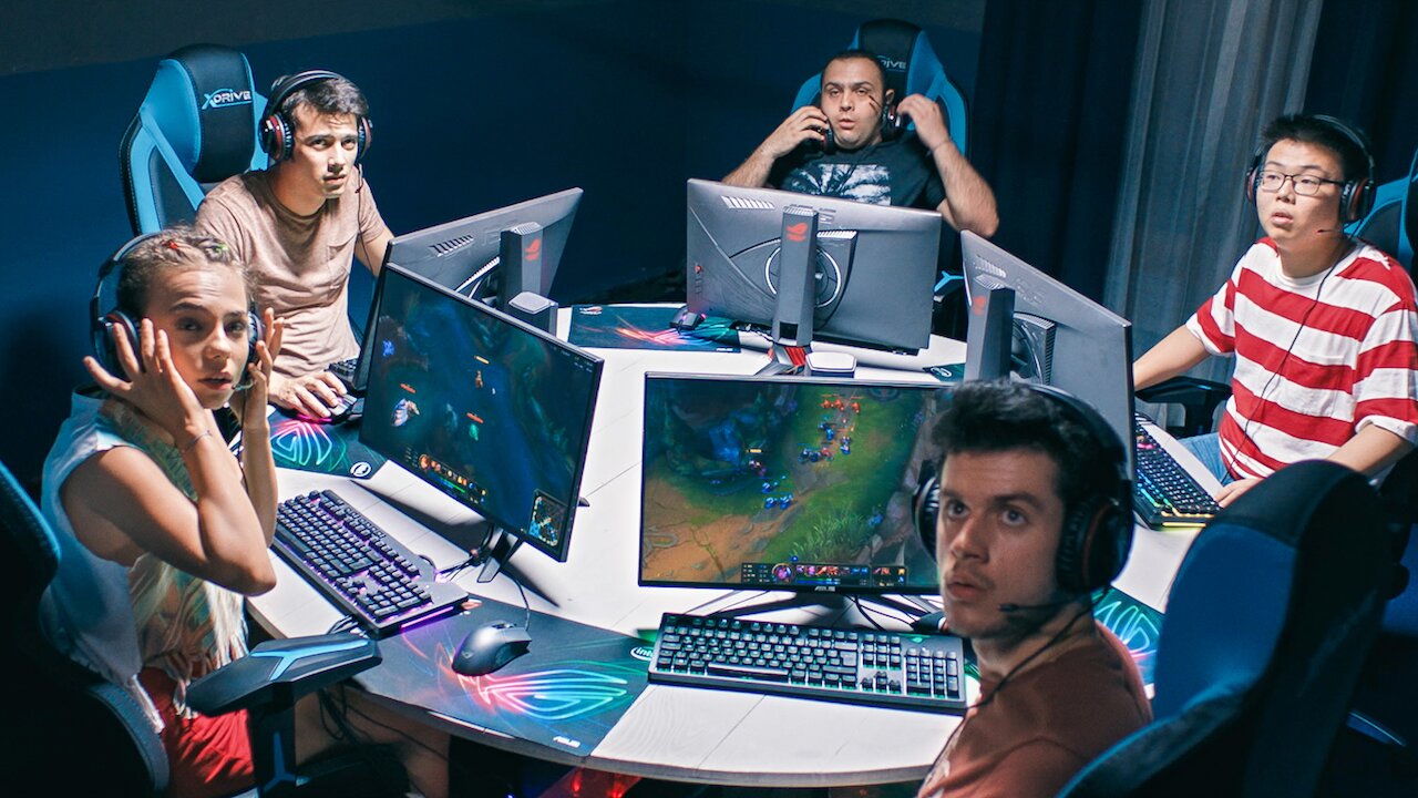 Watch Good Game: The Beginning | Netflix