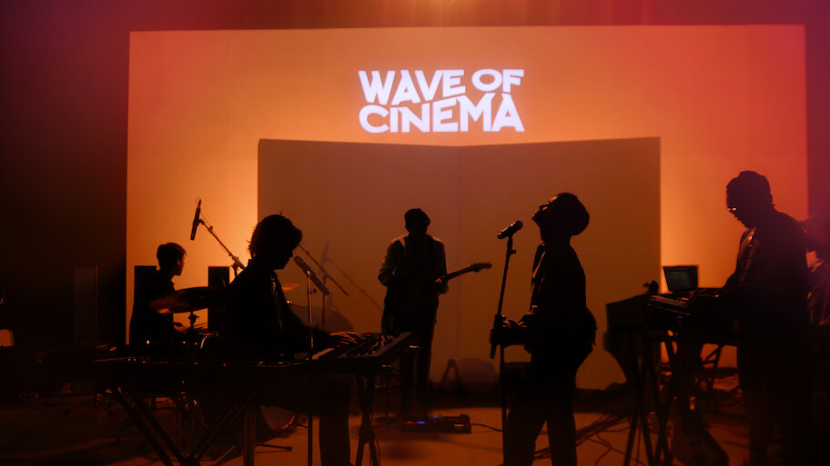 Watch Wave of Cinema: Surat dari Timur | Netflix