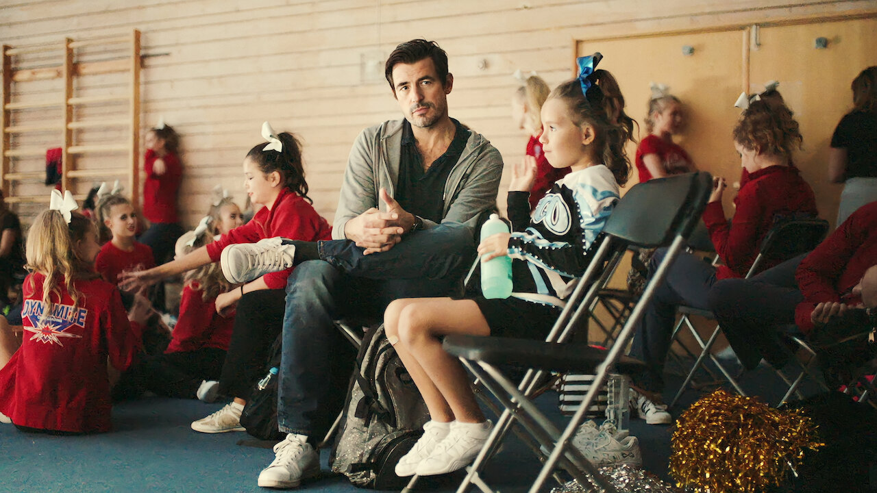 Watch The Square | Netflix