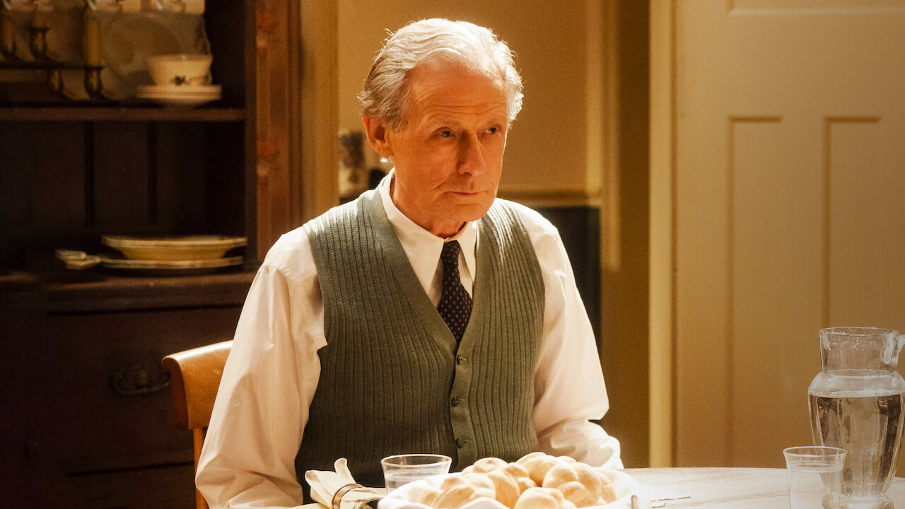 Watch Living | Netflix