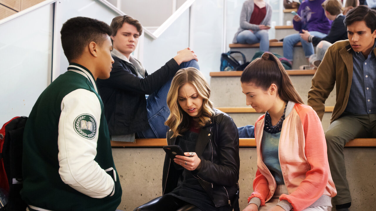 Watch Reboot: The Guardian Code | Netflix