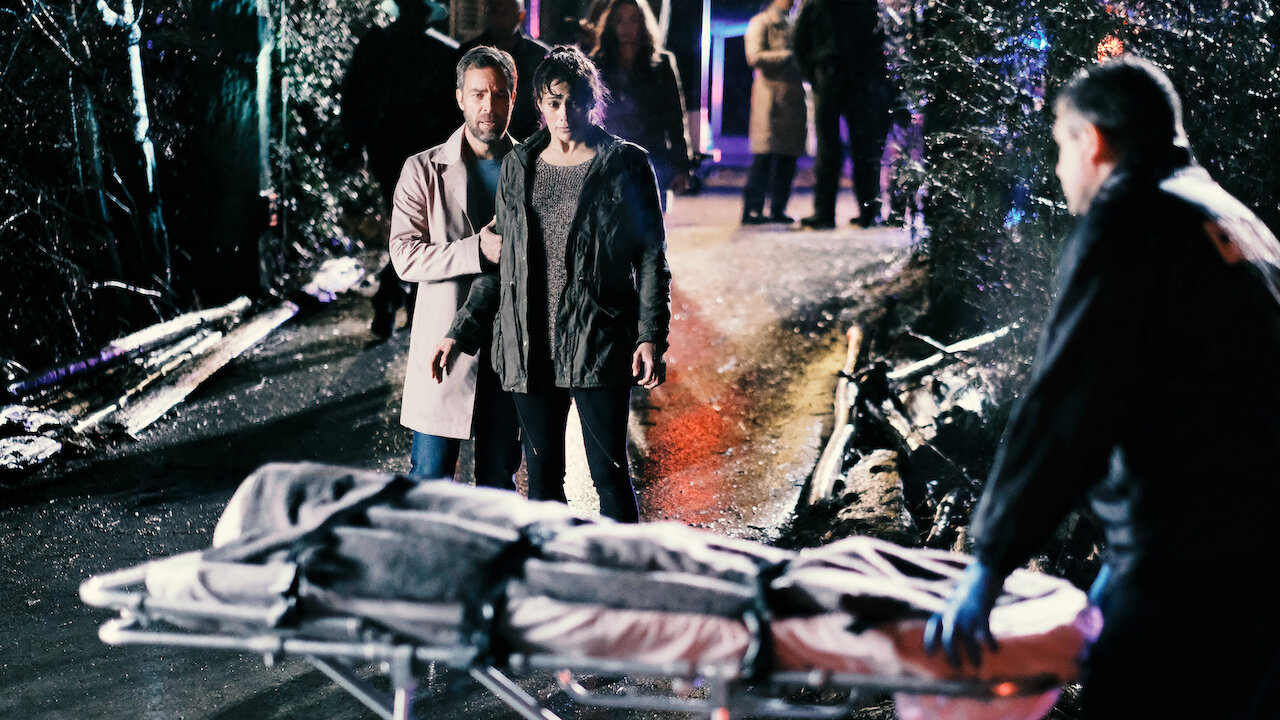 Watch Somewhere Between | Netflix