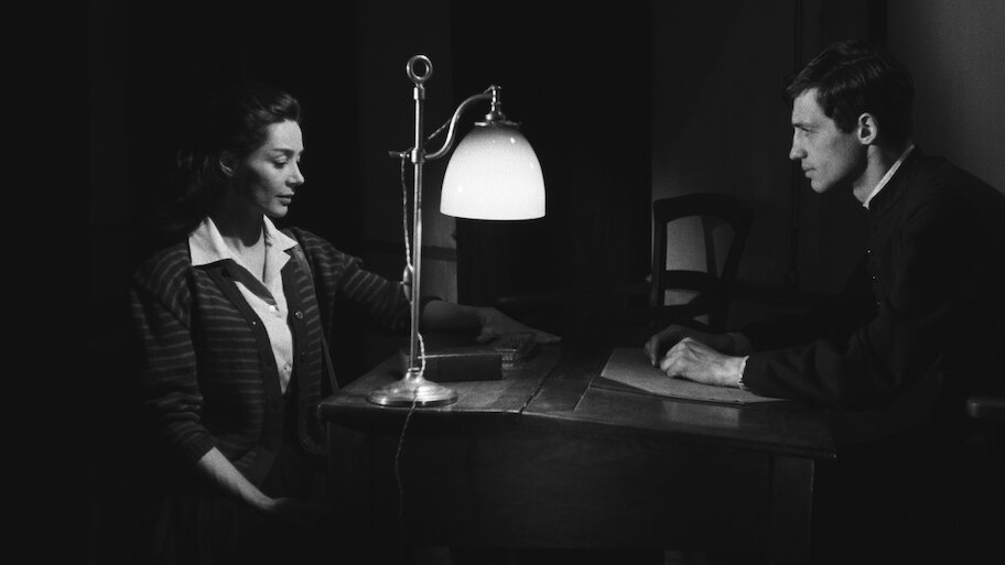 Watch Léon Morin, Priest | Netflix