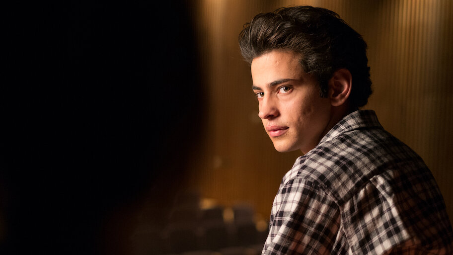 Watch A Borrowed Identity | Netflix