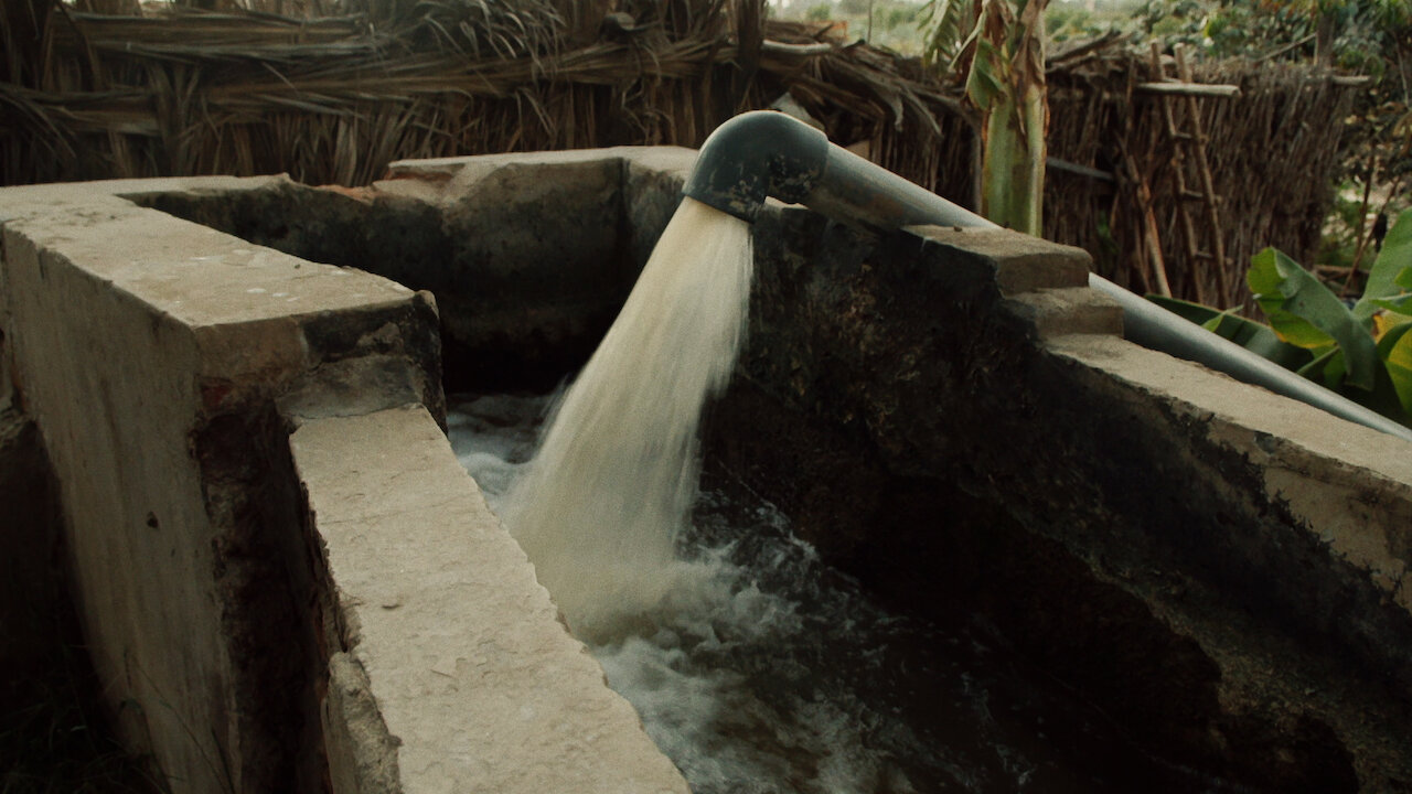 Watch Living Without Water | Netflix