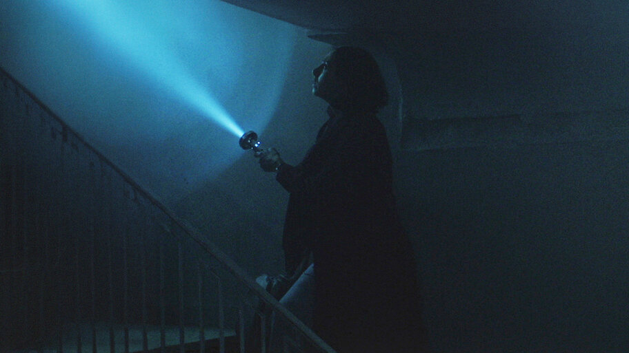 Watch Under the Shadow | Netflix