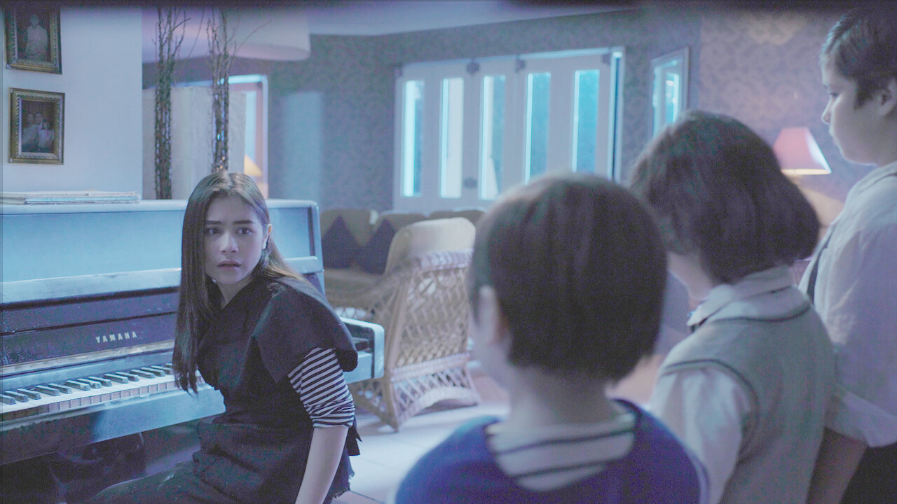 Watch Danur: I Can See Ghosts | Netflix