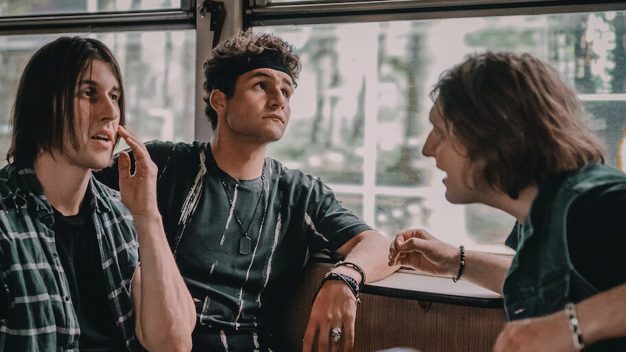 Watch Emergency Situation | Netflix