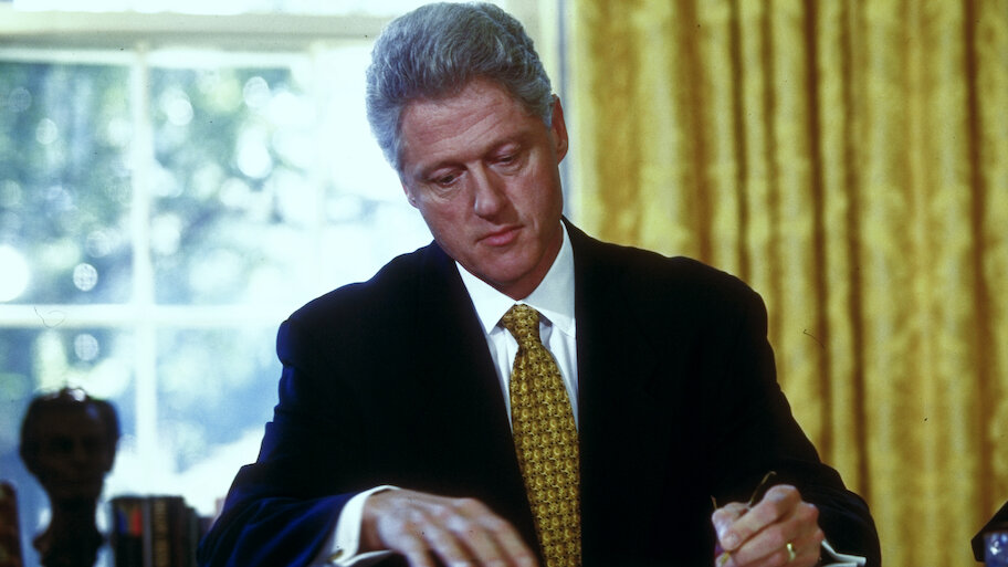 Watch The Nineties | Netflix