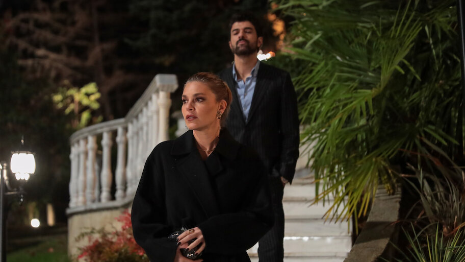 Watch Old Money | Netflix Official Site