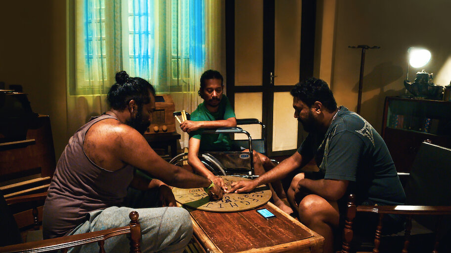 Watch Poochandi | Netflix