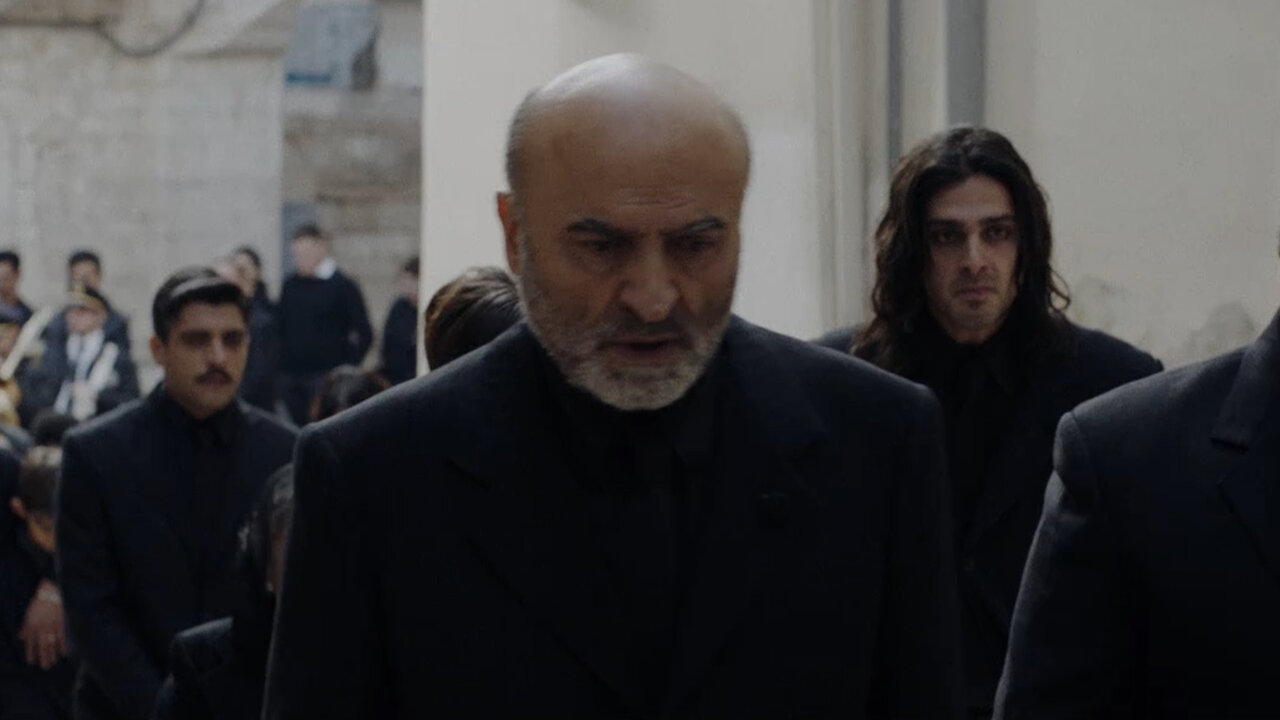 Bar Giuseppe izlemenizi bekliyor | Netflix