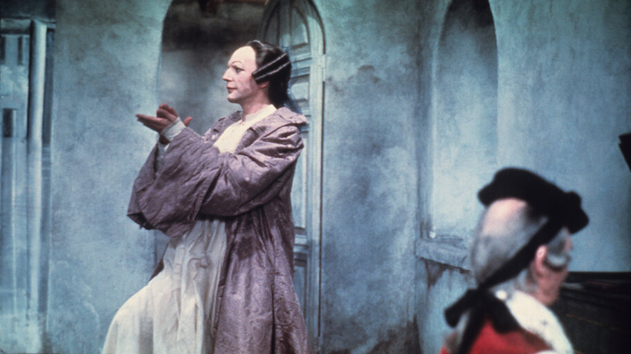 Watch Fellini's Casanova | Netflix