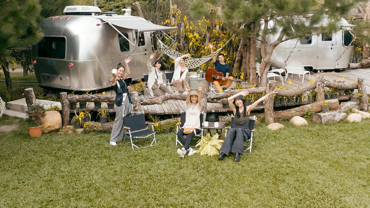 Watch Light the Wild | Netflix