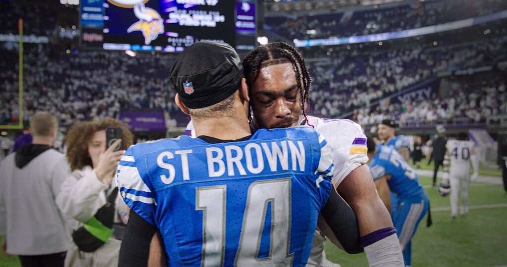 Watch Receiver | Netflix Official Site